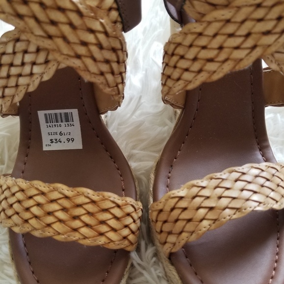 Payless | Shoes | Platform Sandals | Poshmark